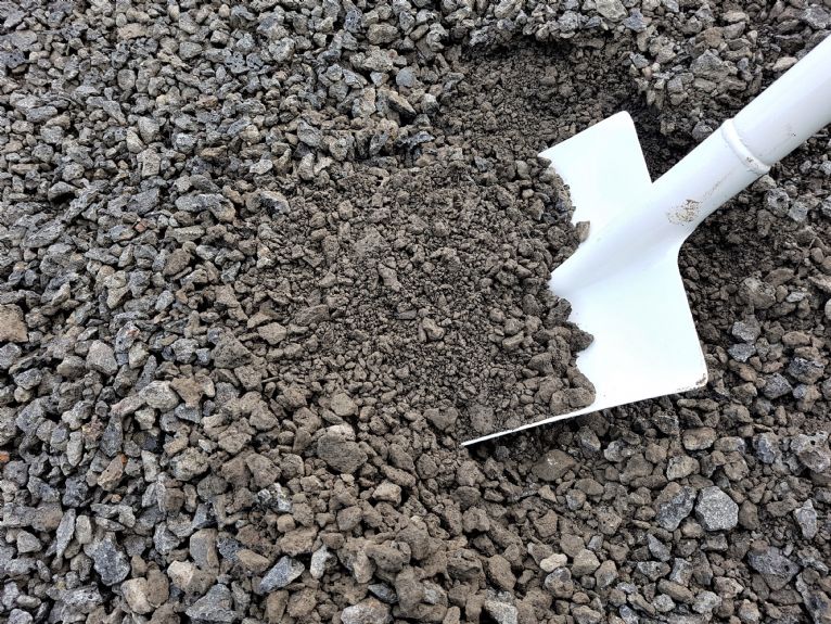 B grade crushed rock - Danly