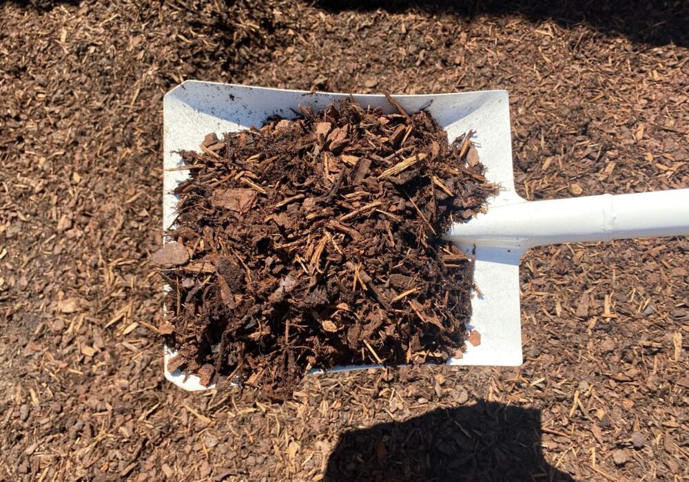 Soft fall mulch - Danly